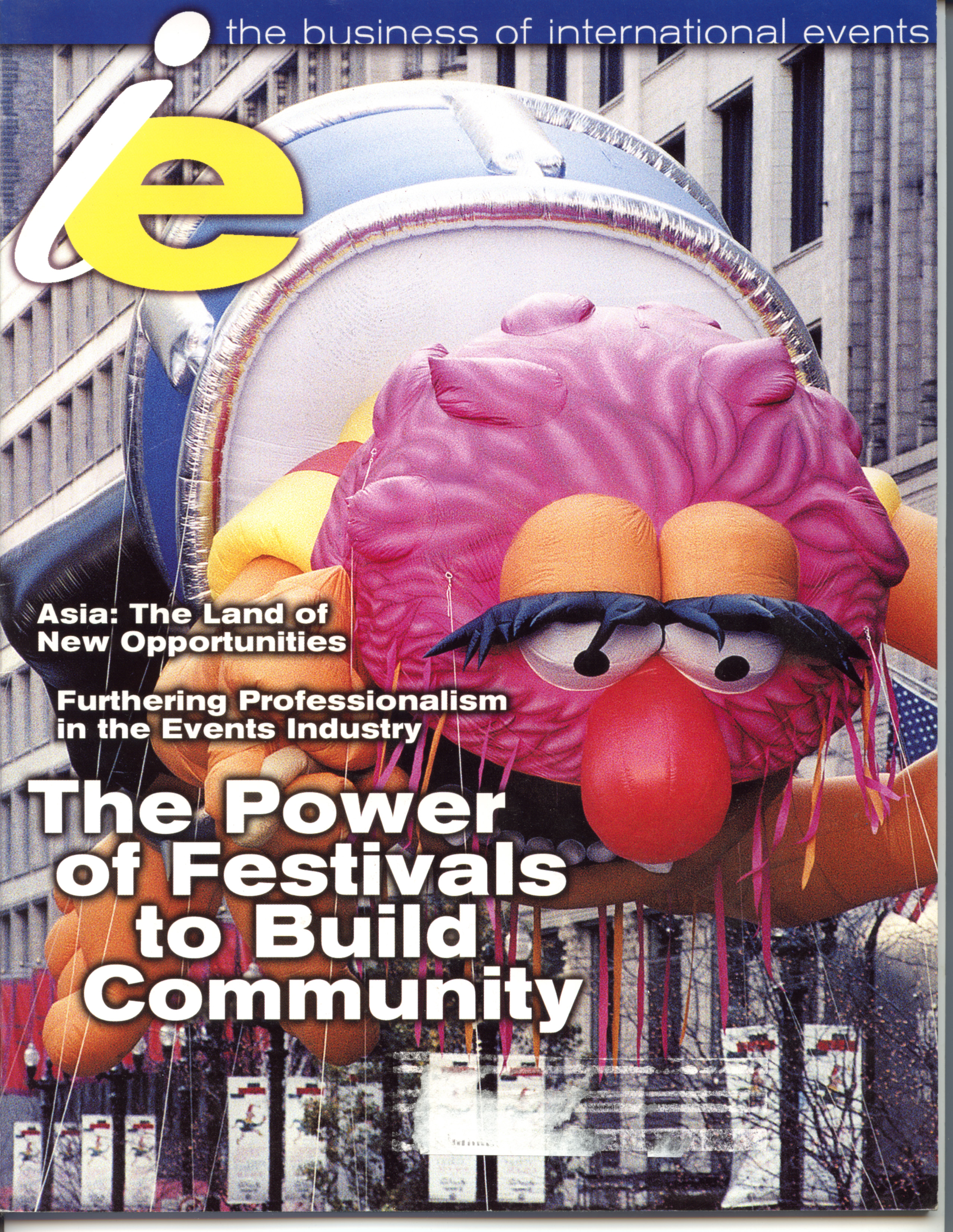 The Muppets, Animal Parade Balloon, 50' - Fabulous Inflatables