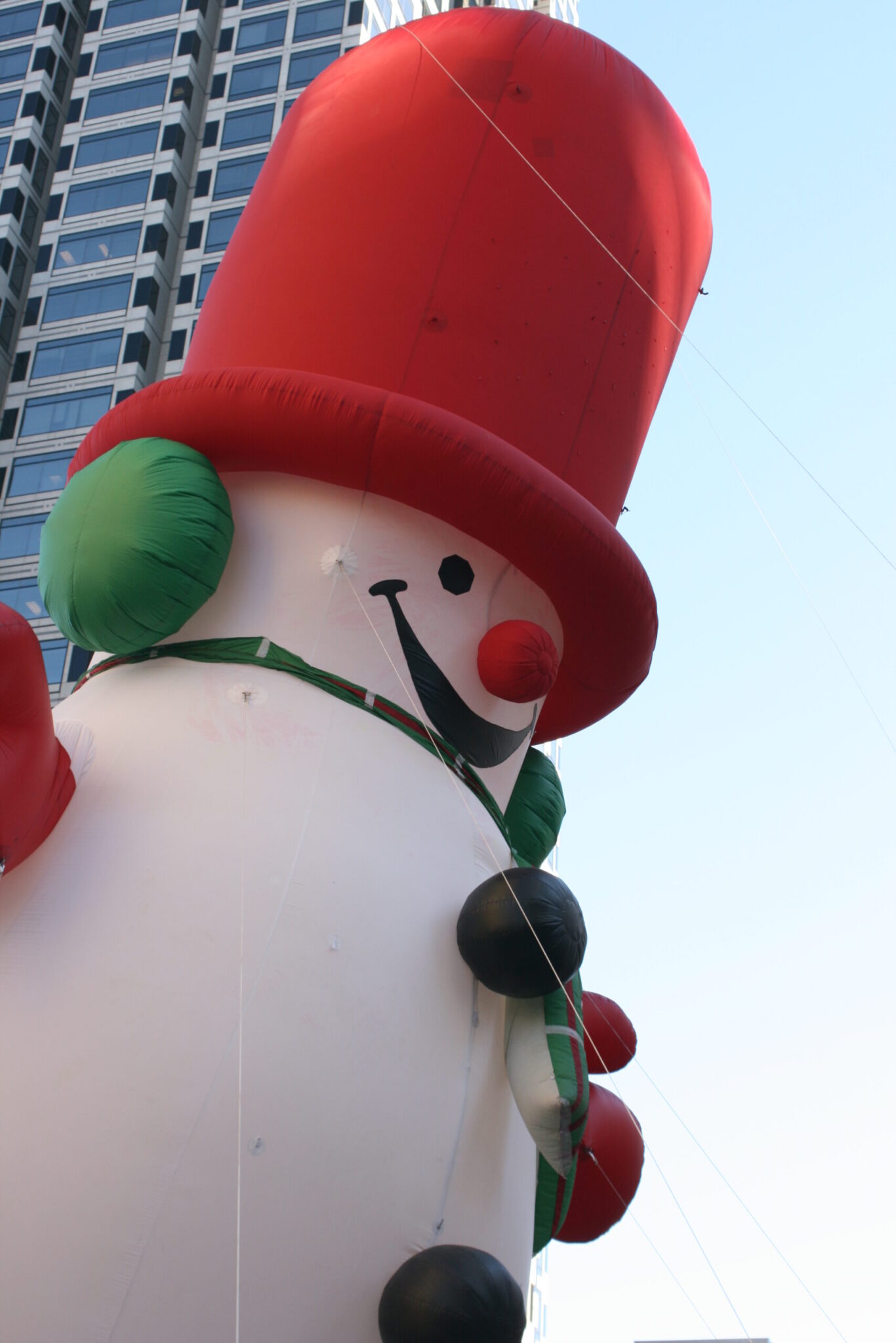 Frosty Snowman Parade Balloon - Fabulous Inflatables, Christmas Parade