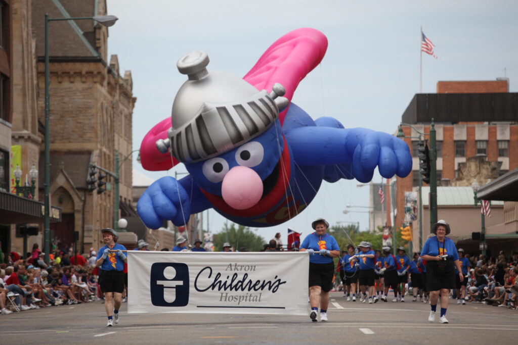 Super Grover Parade Balloon - Fabulous Inflatables, Sesame Street Parade