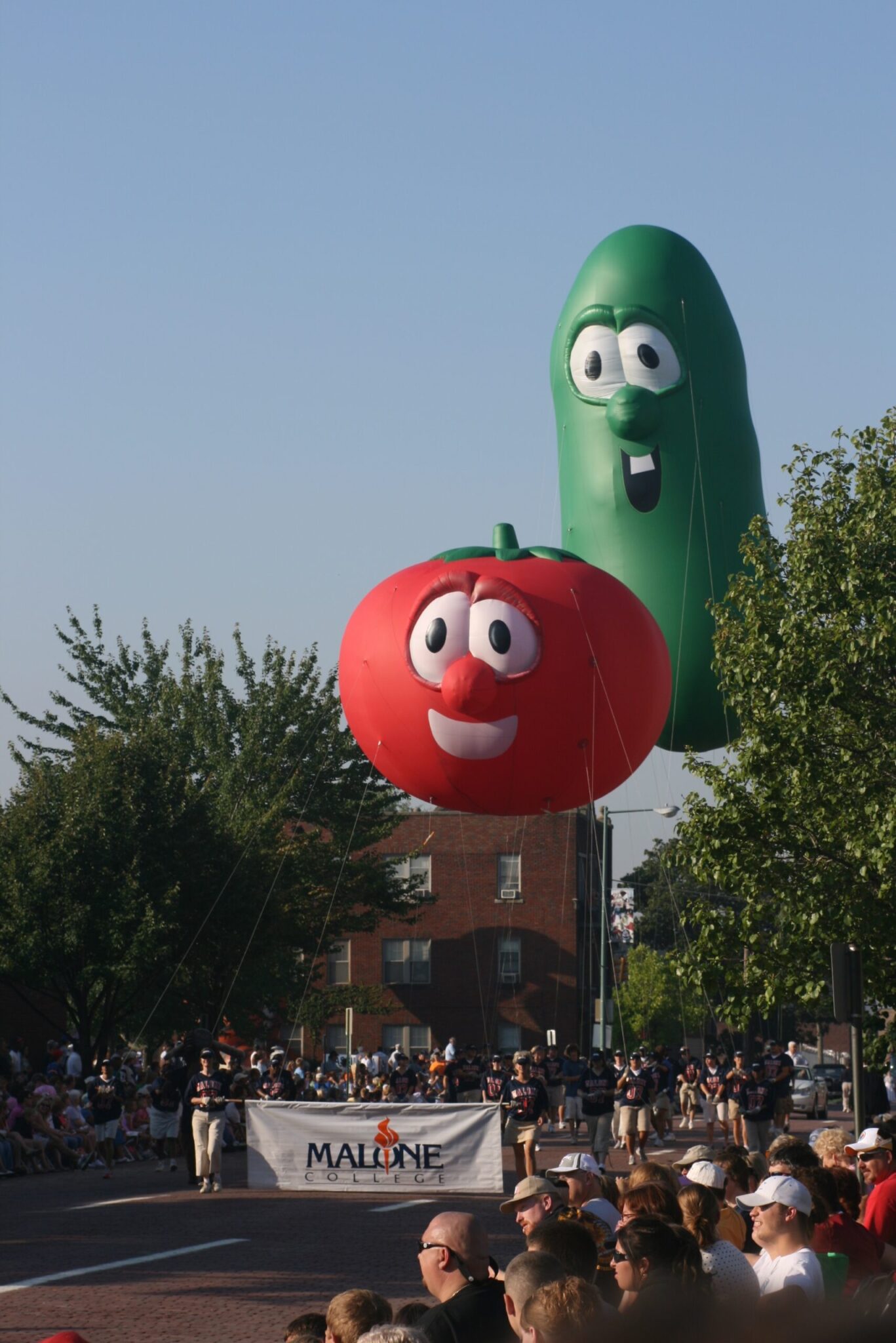 Veggie Tales Parade Balloons - Fabulous Inflatables, Christian Kid's ...
