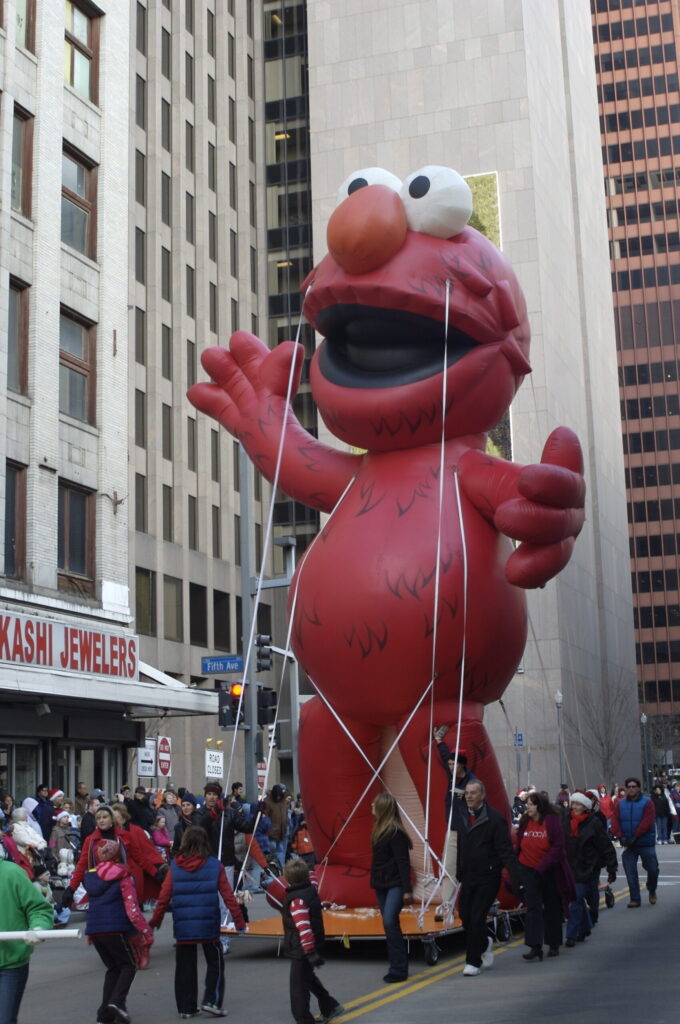 Elmo Cold Air Parade Balloon, 30'