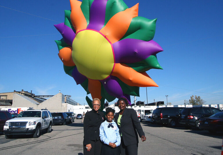 Sunflower Parade Balloon, 35' - Fabulous Inflatables