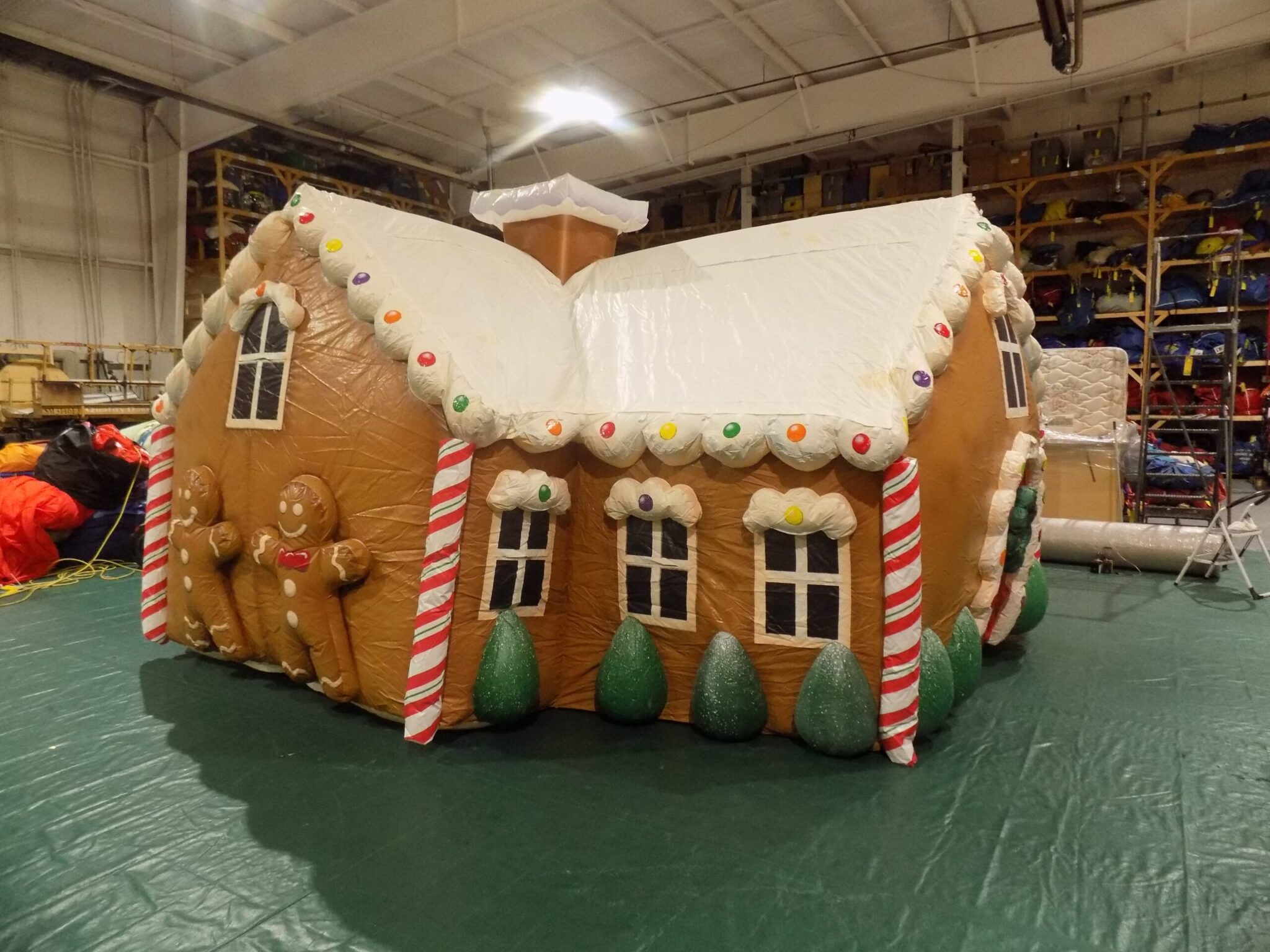 Gingerbread House Parade Float (Inflata-Float)