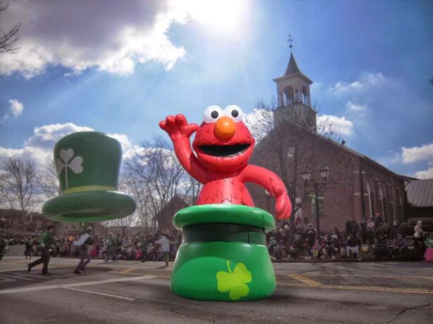 Elmo Parade Balloon (Irish)